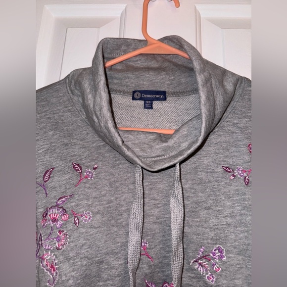 Democracy | Tops | Democracy Oversized Floral Embroidered Cowlneck ...
